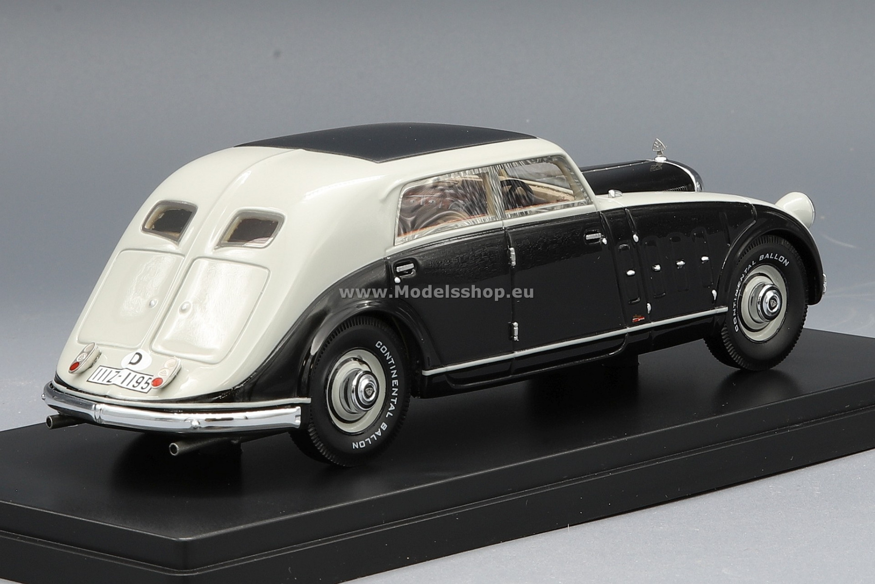 Maybach Zeppelin DS8 Stromlinie Spohn, 1932 /grey-black/ Maybach Zeppelin DS8 Stromlinie Spohn, 1932 /grey-black/